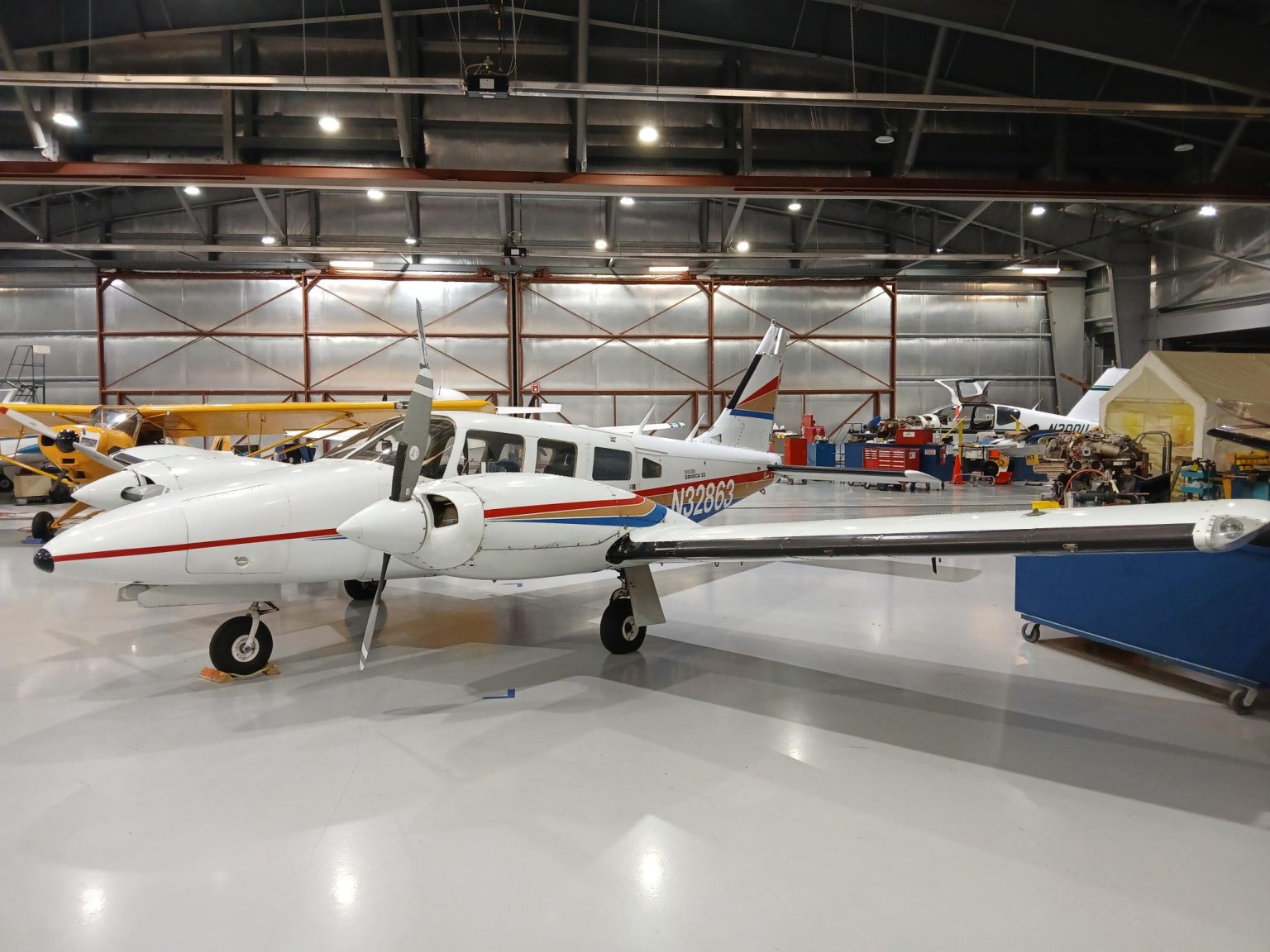 1975 Piper Seneca II (N32863) Gallery – Wings of Hope Aircraft Sales