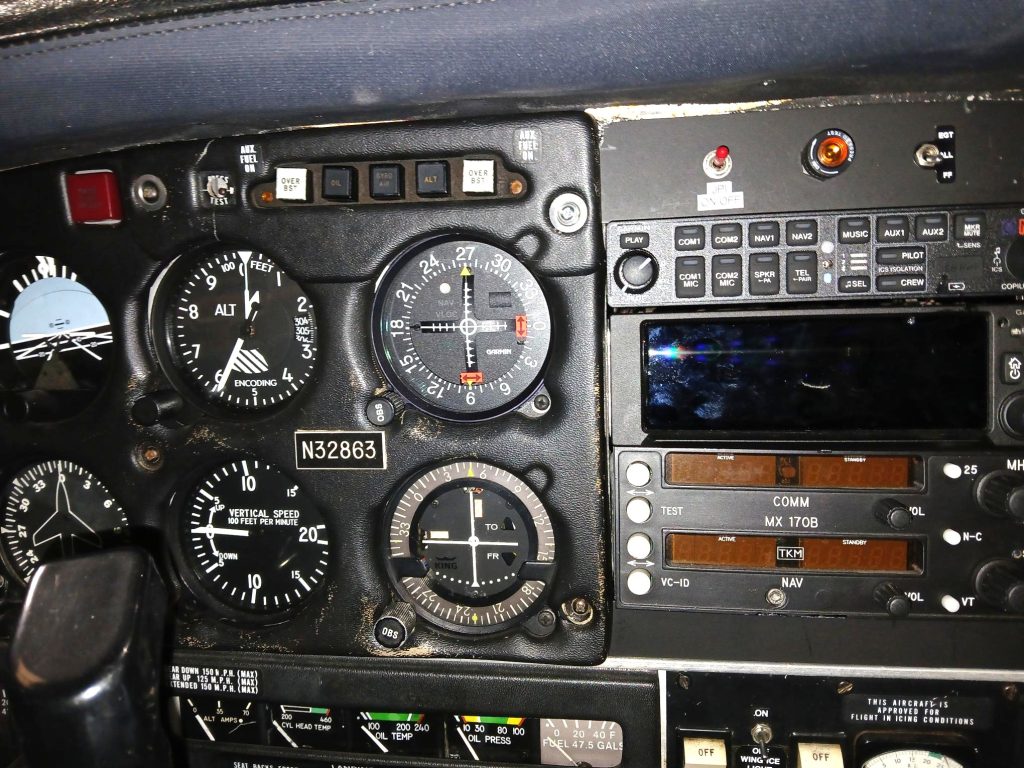 1975 Piper Seneca II (N32863) Gallery – Wings of Hope Aircraft Sales