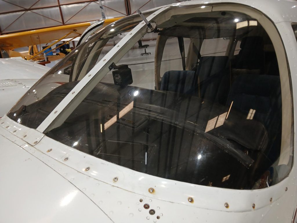 1975 Piper Seneca II (N32863) Gallery – Wings of Hope Aircraft Sales